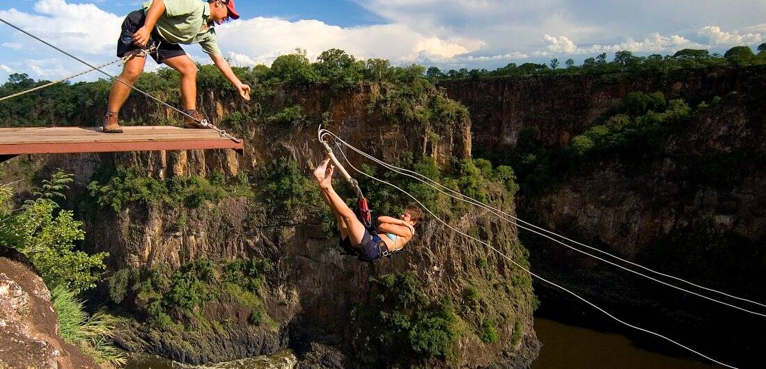 Ten adrenaline pumping things to do at Victoria Falls | Discover Africa