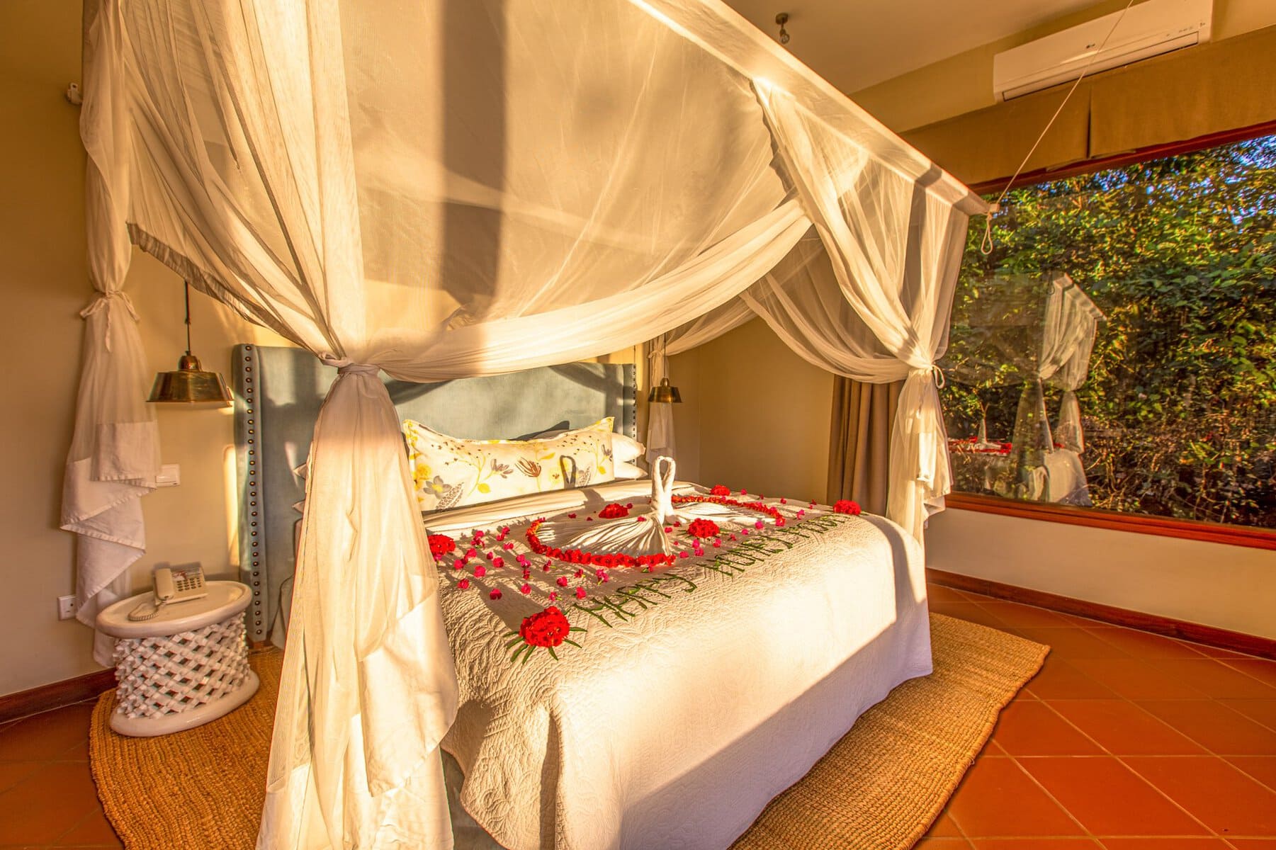Acacia Farm Lodge | Discover Africa