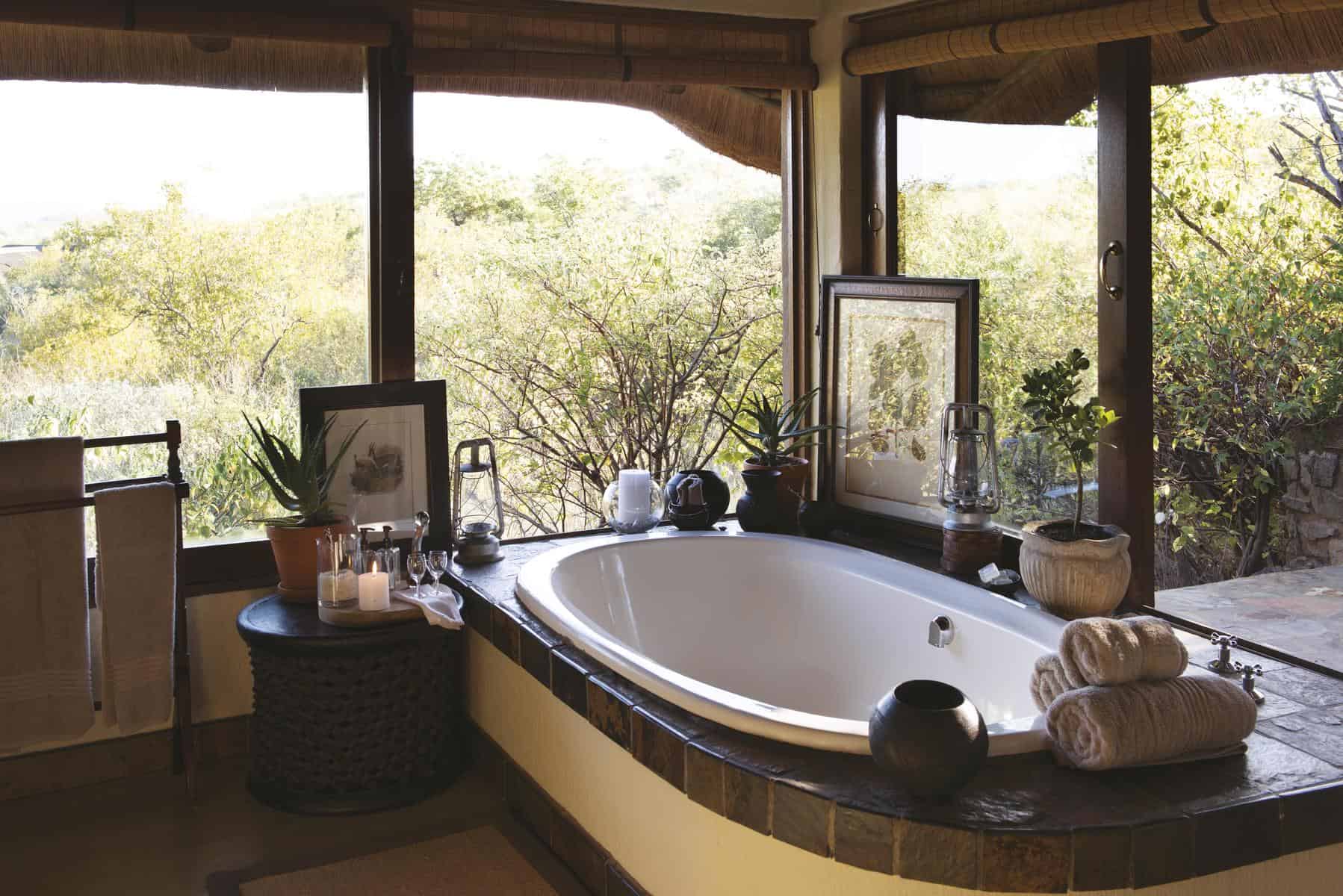 Tuningi Safari Lodge | Discover Africa