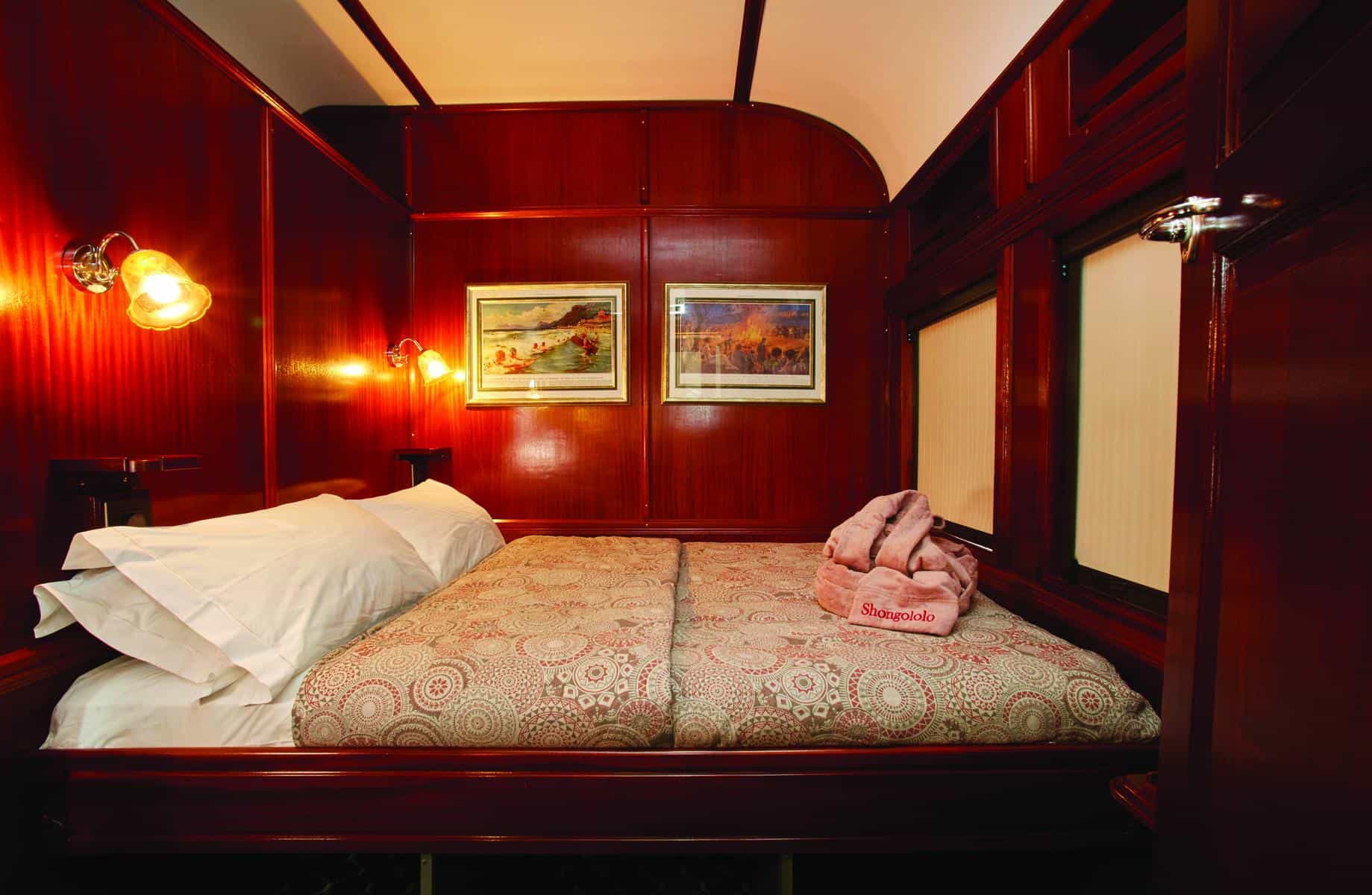 Shongololo Express Shongololo Express, Rovos Rail's Station, Pretoria ...