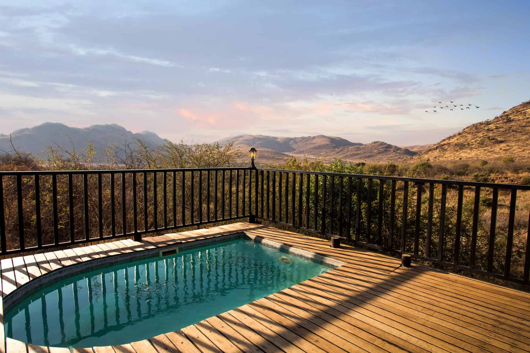 aha Shepherd's Tree Game Lodge Shepherd’s Tree Game Lodge, Pilanesberg ...