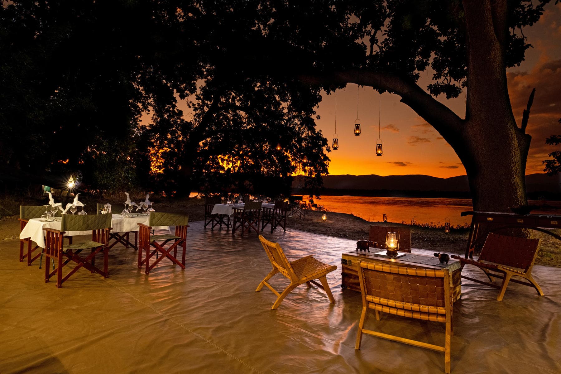 Mana River Camp Mana River Camp, Mana Pools National Park, Zimbabwe ...
